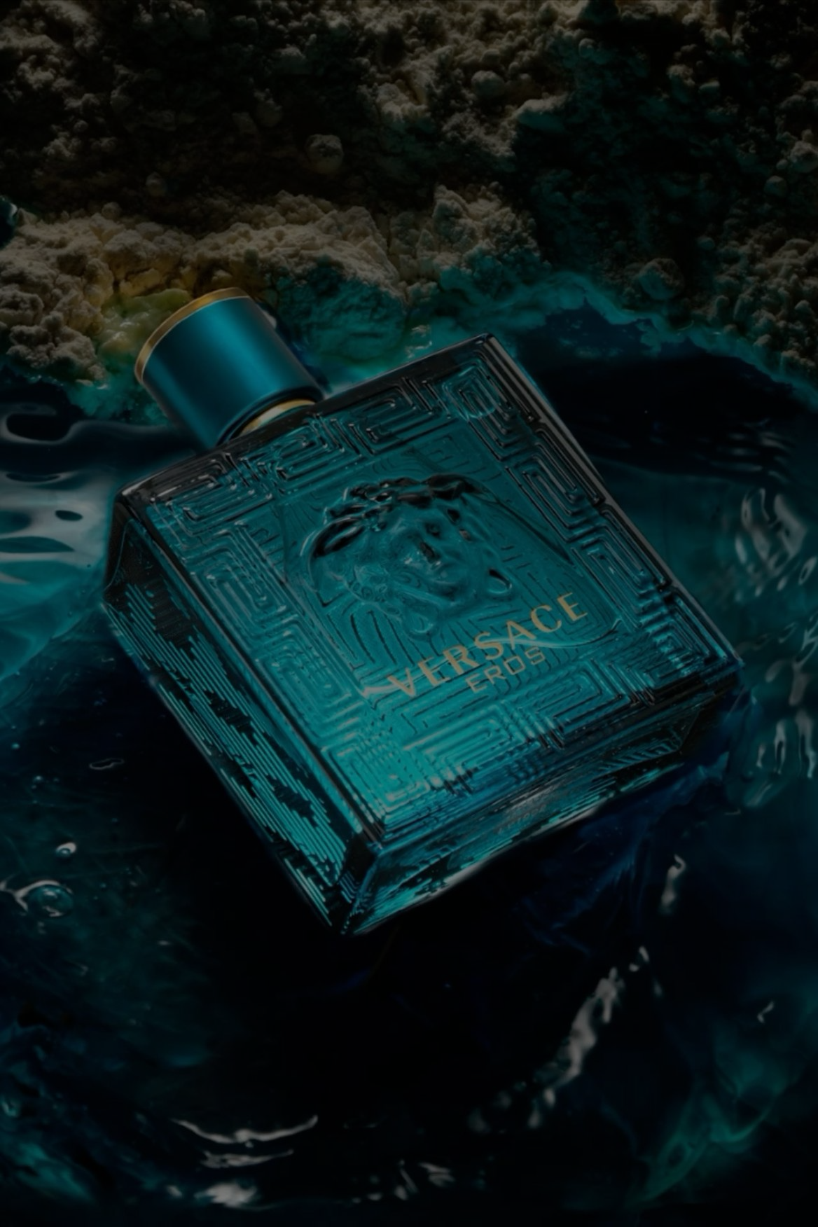 Versace – Fragrant Villa